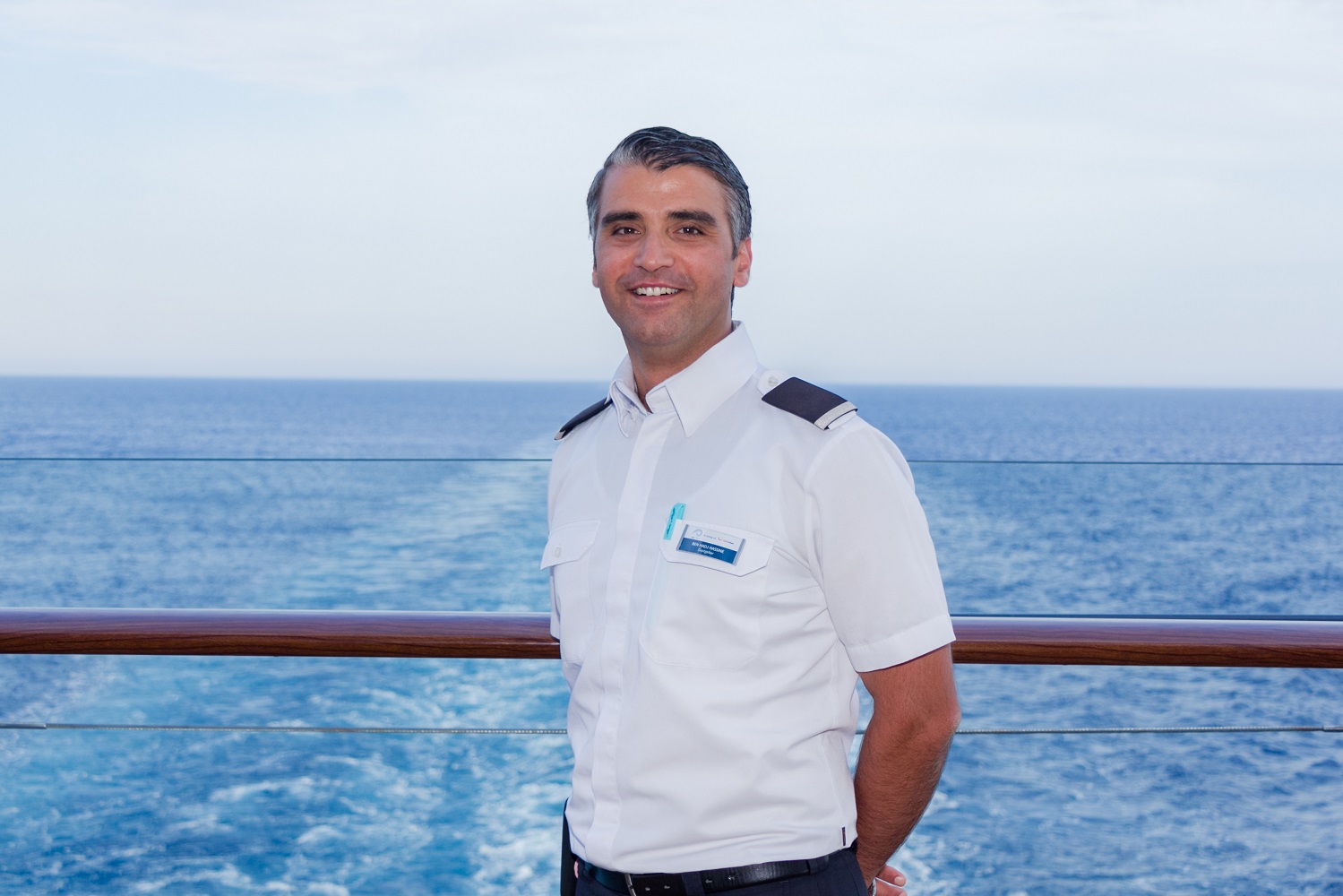 Urlaubsheld der Mein Schiff Flotte im Mai 2017: Ben Hadj Hassine Bechir ...