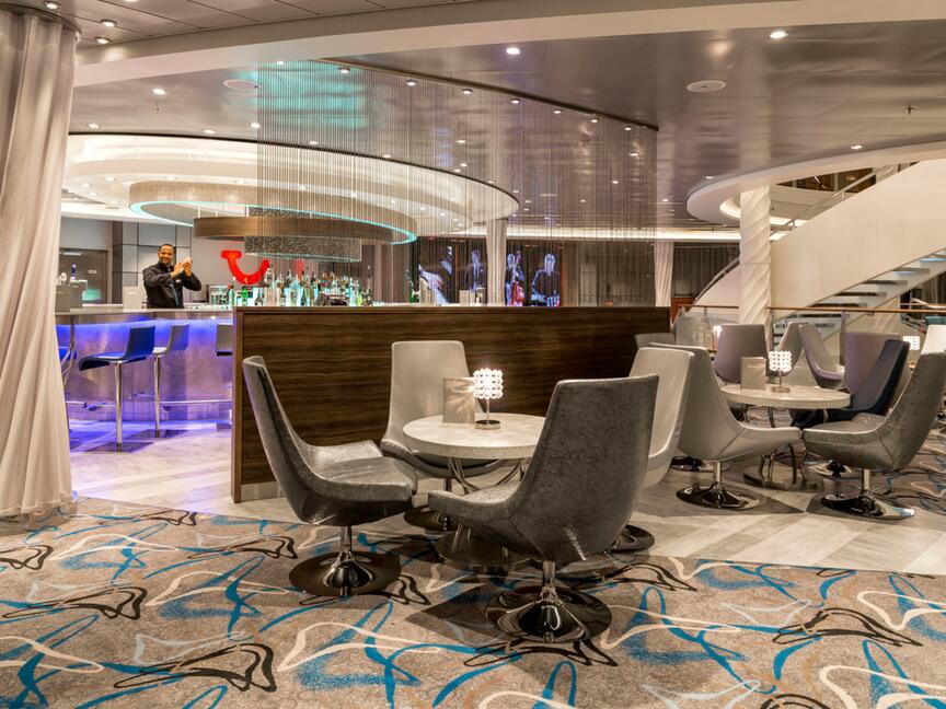 TUI Bar Die genussvolle Kreuzfahrt | TUI Cruises